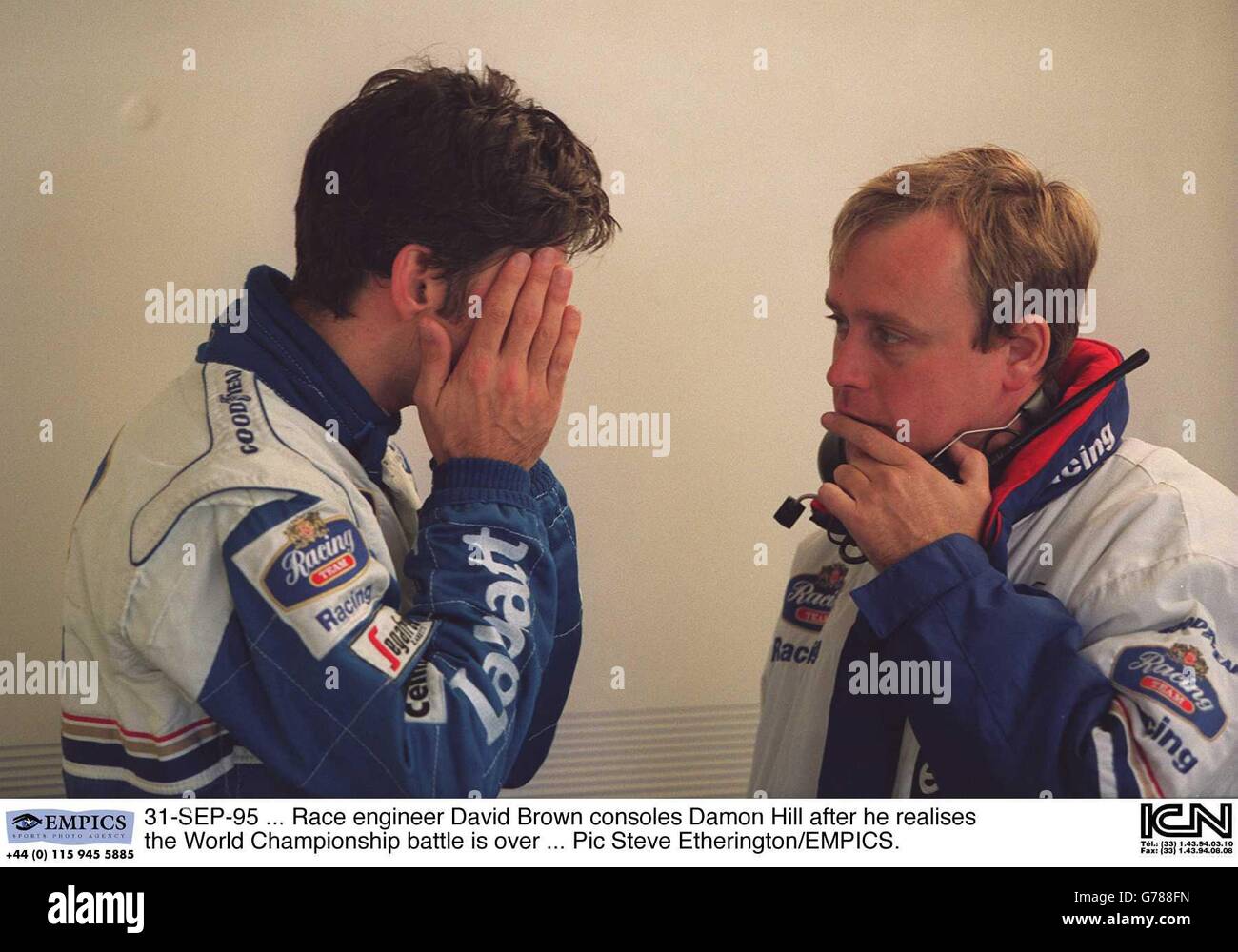 Race engineer David Brown consoles Damon Hill after he realises the ...