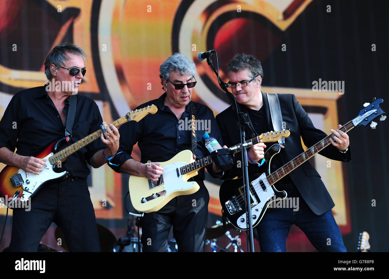 10cc hi-res stock photography and images - Alamy