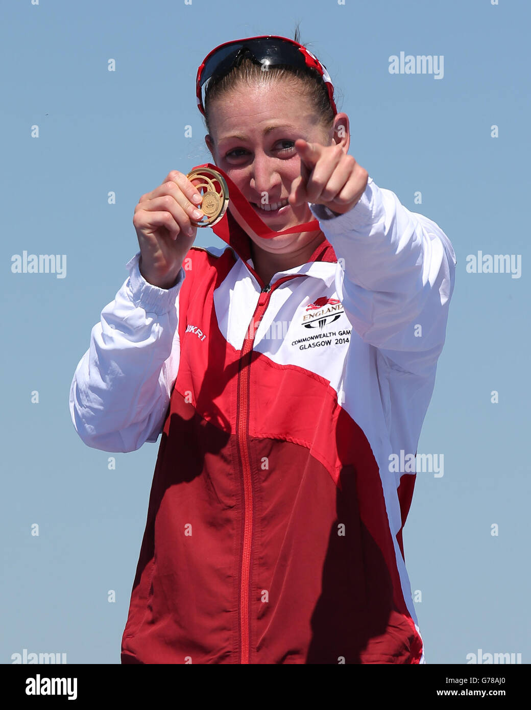 England's Jodie Stimpson with her gold medal after winning the Women's ...