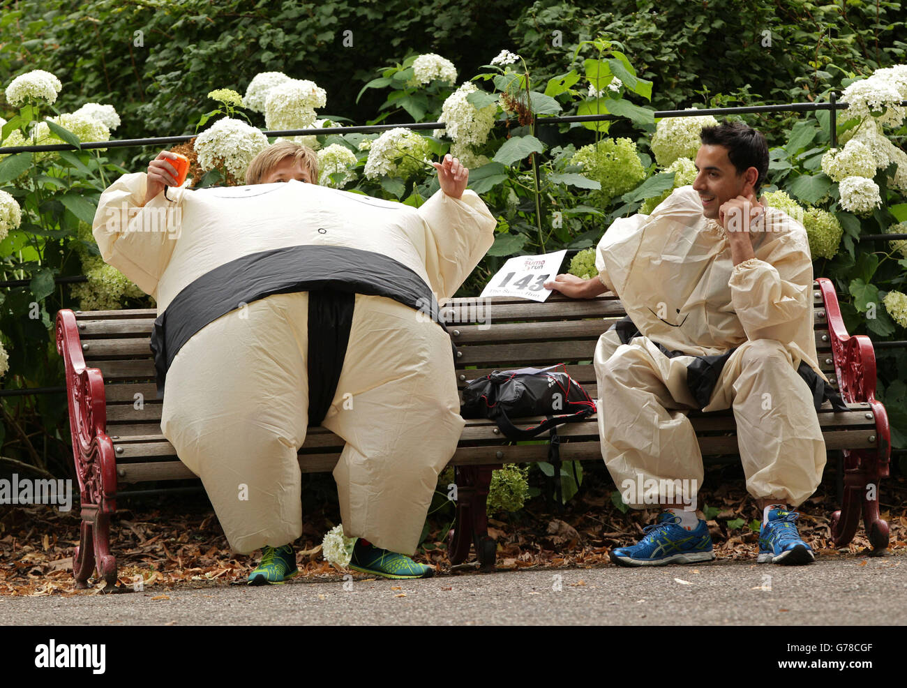 Sumo suits hi-res stock photography and images - Alamy