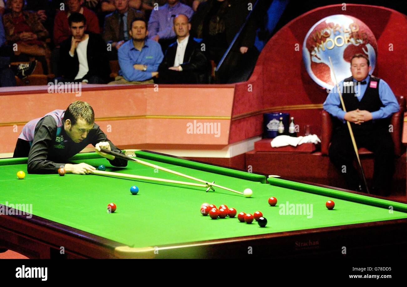 Embassy World Snooker Williams Stock Photo - Alamy