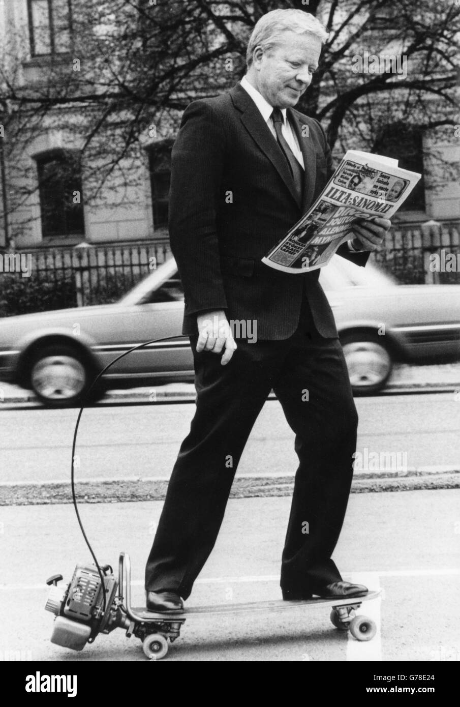 Technology travel Black and White Stock Photos & Images - Alamy