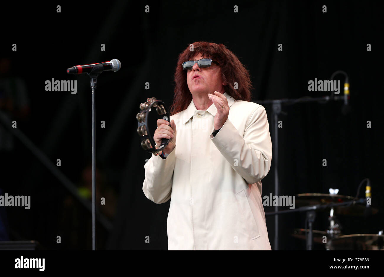 Madness performing 2016 hi-res stock photography and images - Alamy