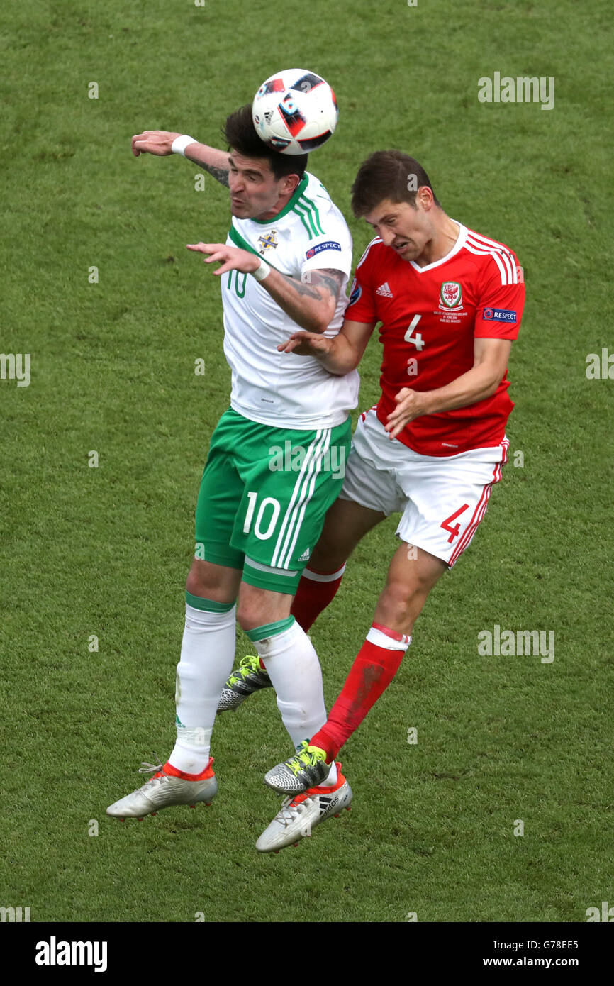 Northern Irelands Kyle Lafferty Left High Resolution Stock Photography ...