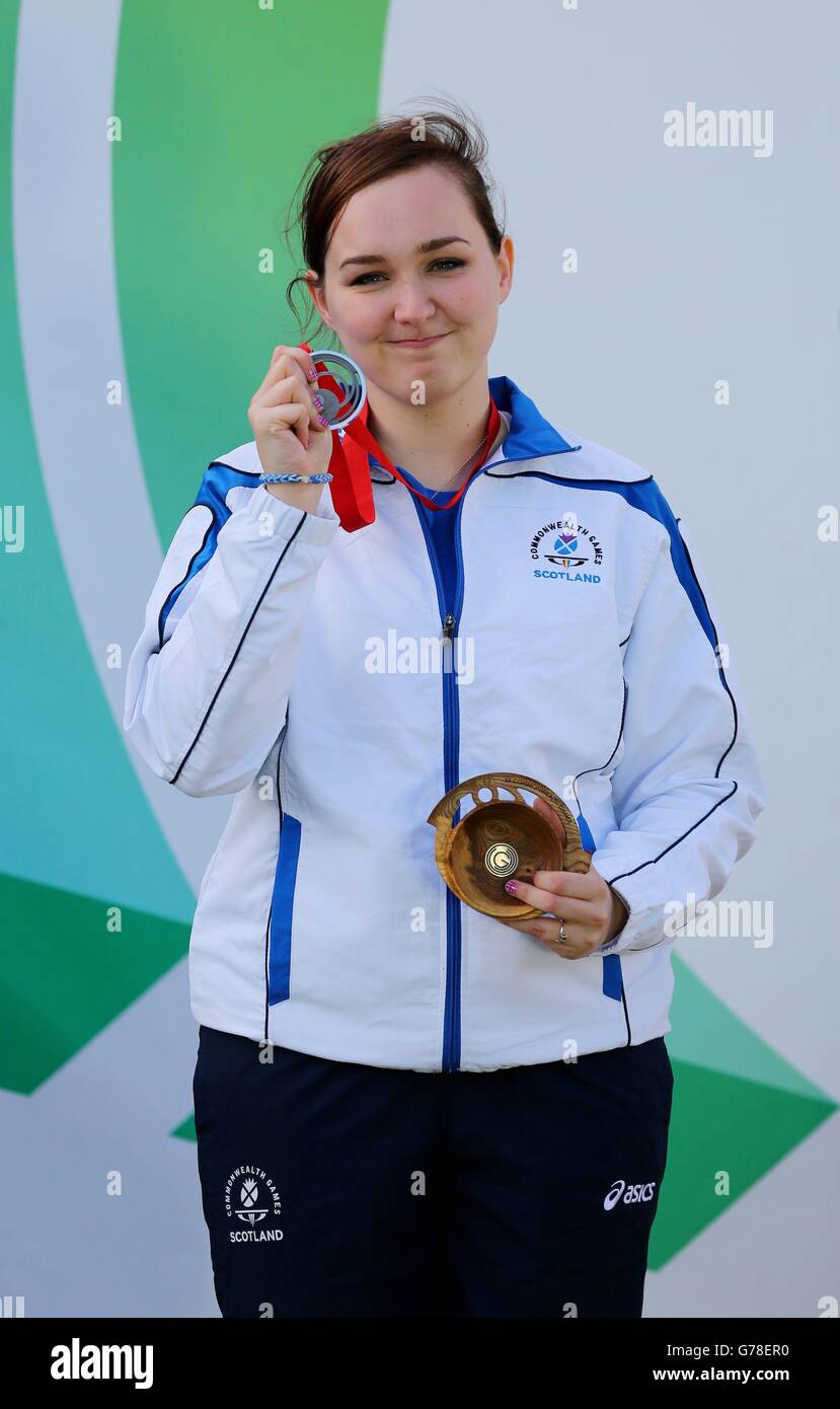 Scotland's Jen McIntosh with her silver medal following the 50m Rifle 3 ...