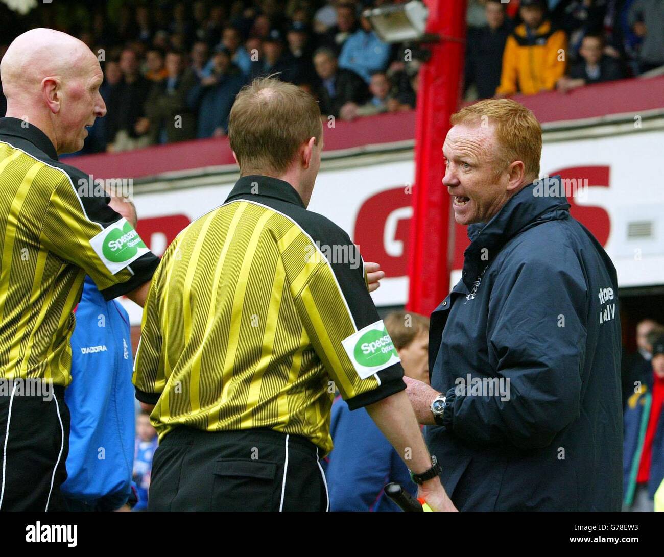 Dundee v Rangers Stock Photo - Alamy