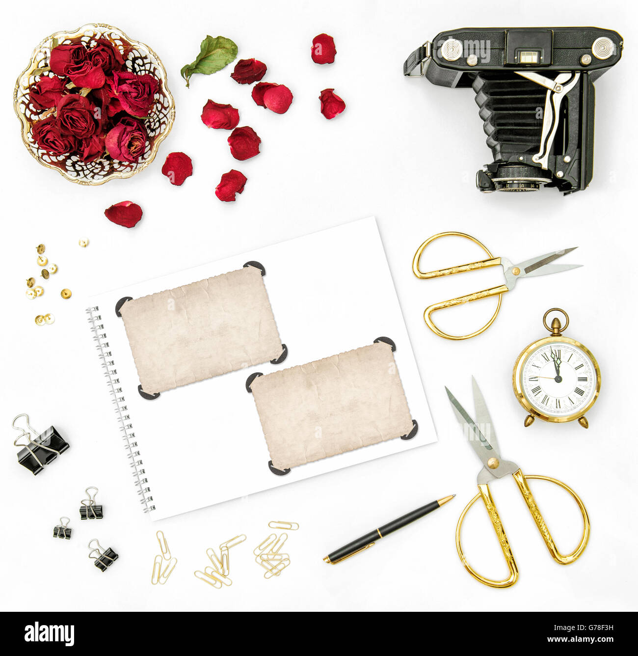 Roses flowers, vintage camera and photo frames. Flat lay holidays ...