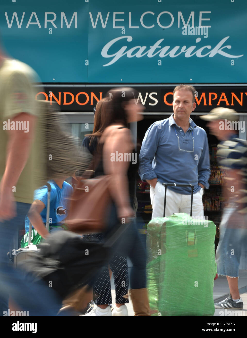 Gatwick tackles luggage crisis Stock Photo - Alamy