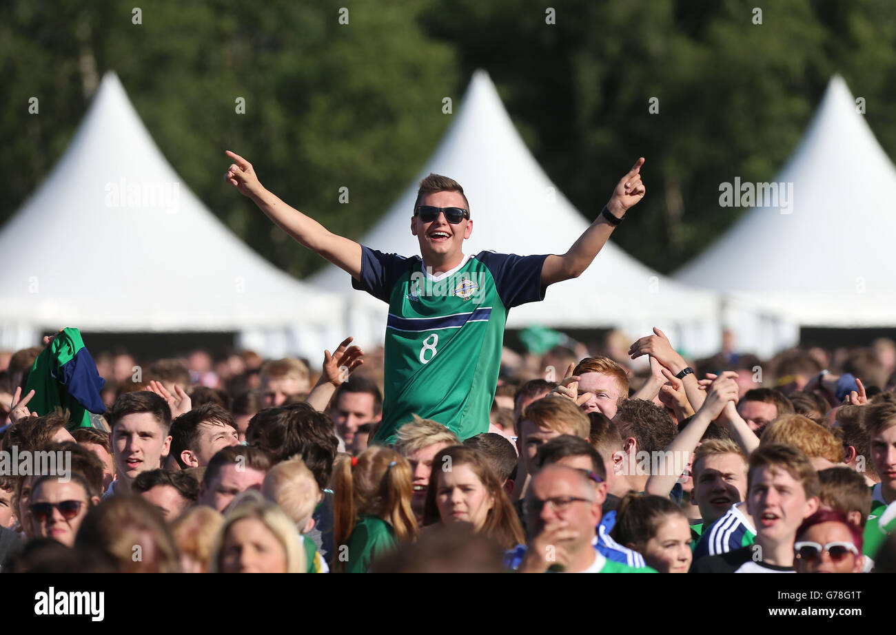 Boucher playing fields belfast hi-res stock photography and images - Alamy