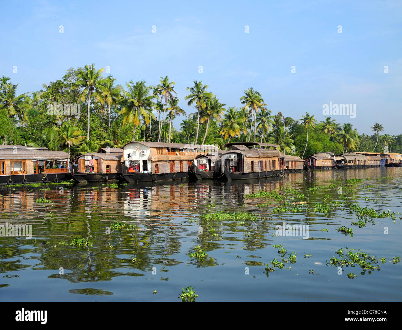 Boating on backwaters kerala hi-res stock photography and images - Alamy