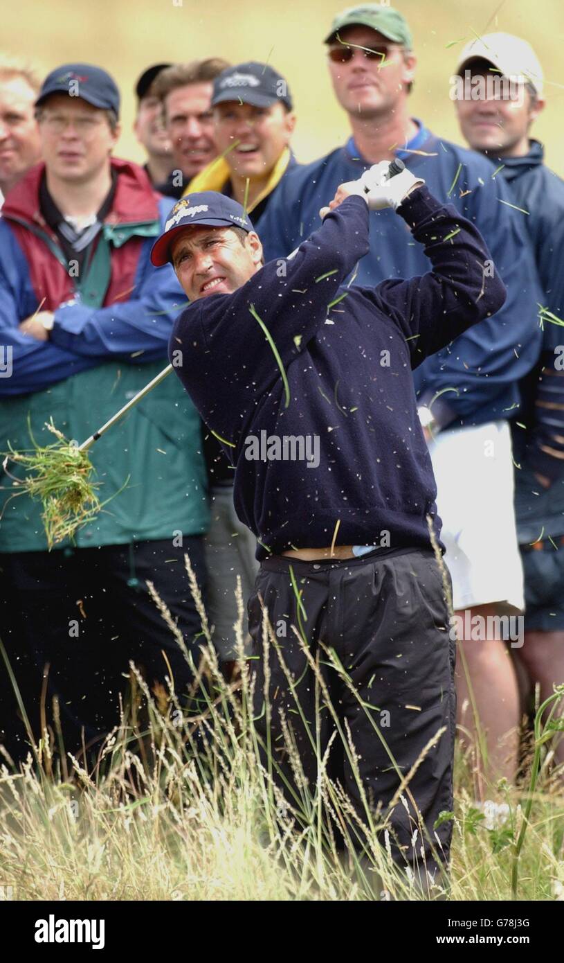 Sport golf action swing jose maria olazabal hi-res stock photography ...