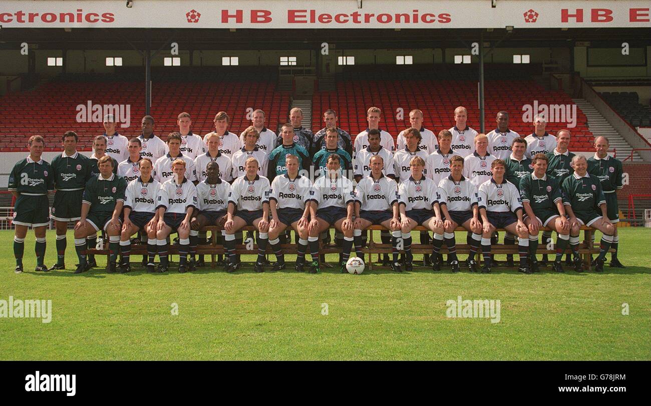 Bolton wanderers team group hi-res stock photography and images - Alamy