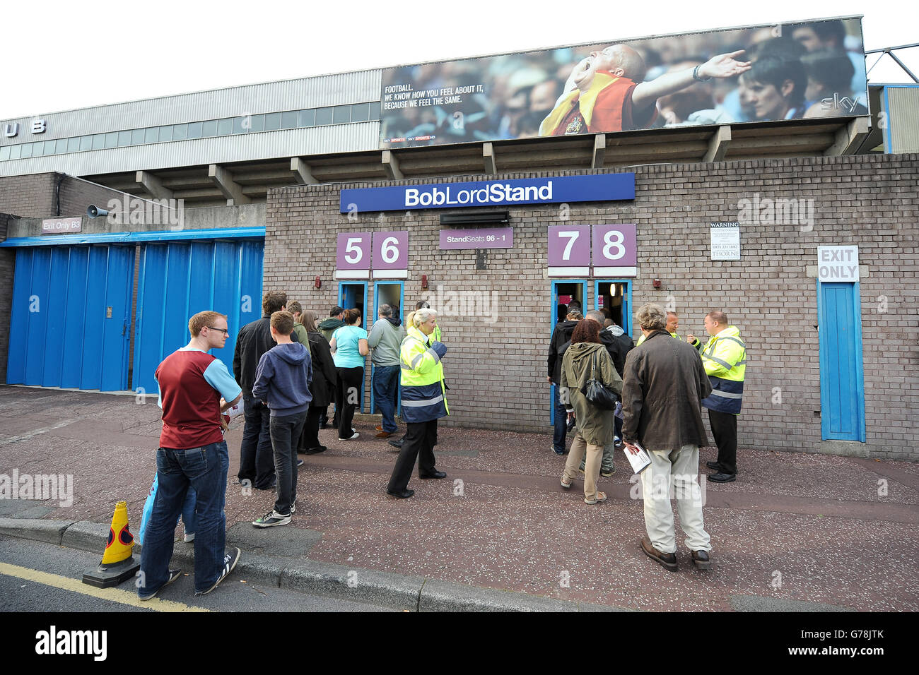 Bob Lord Stand High Resolution Stock Photography and Images - Alamy
