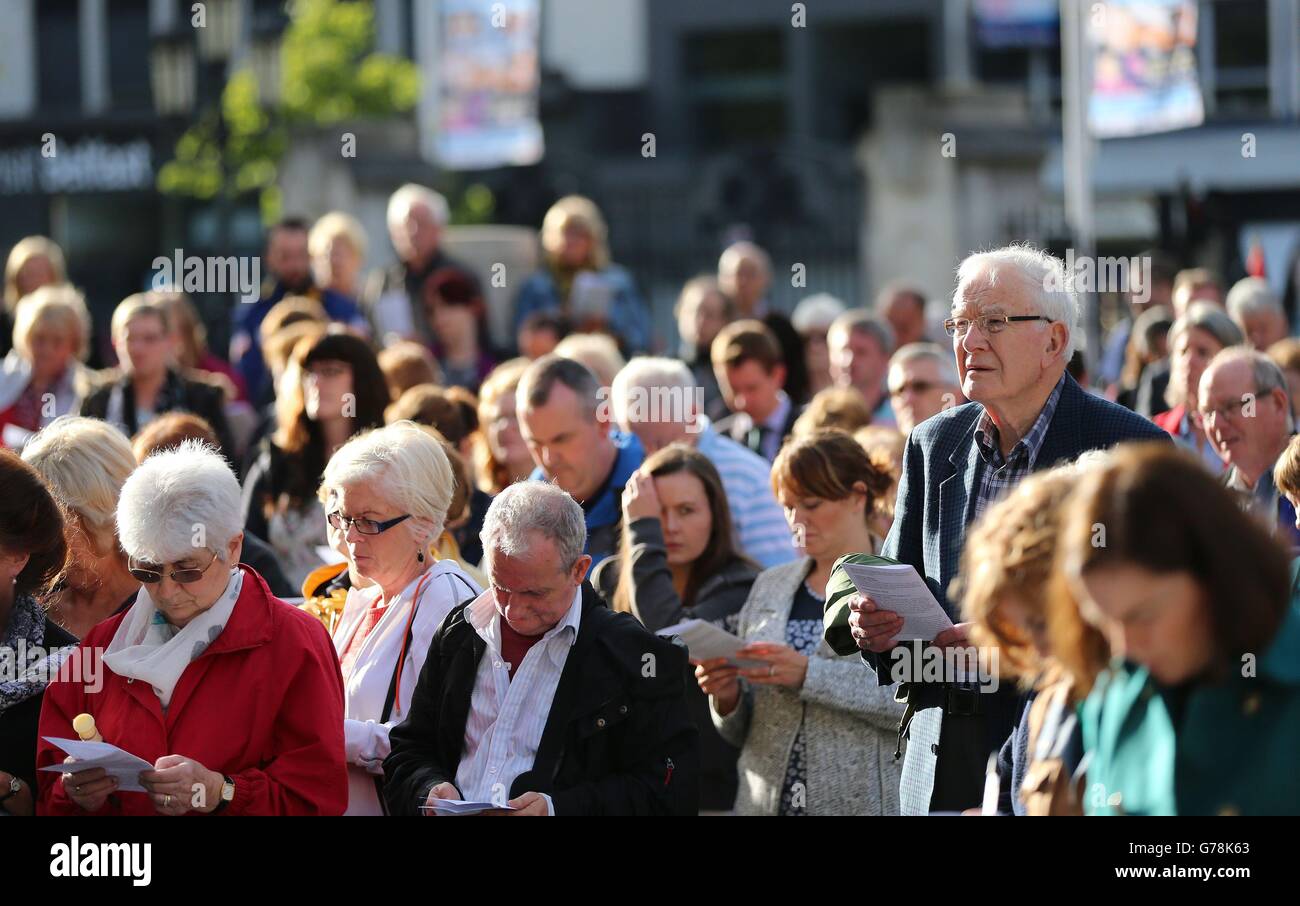Multi-faith service in Belfast Stock Photo - Alamy