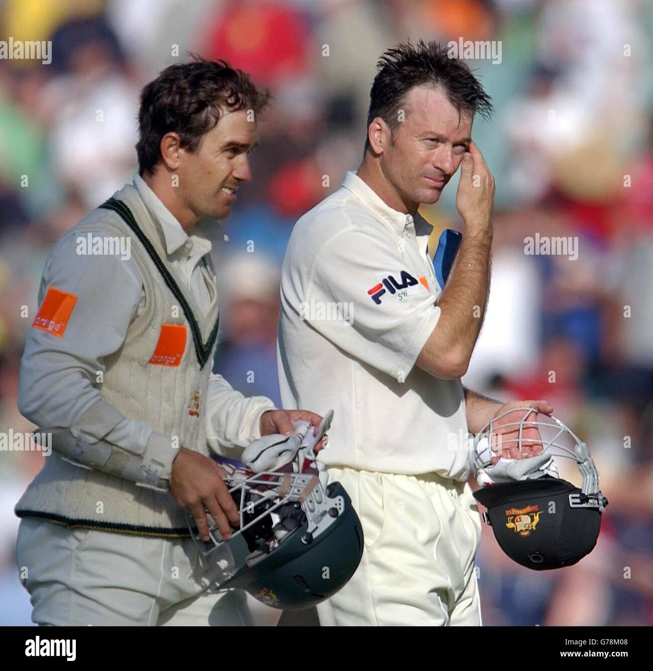FOR NO COMMERCIAL USE : Australian batsman Justin Langer (left) and ...