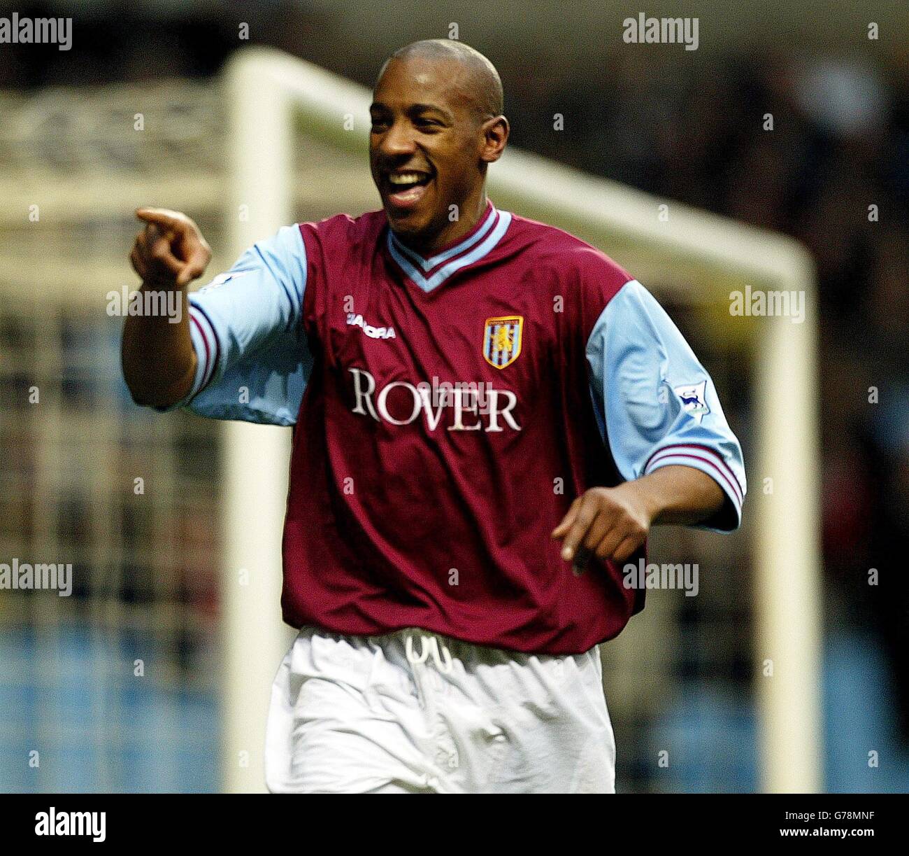 Football action celebrating dion dublin hi-res stock photography and ...
