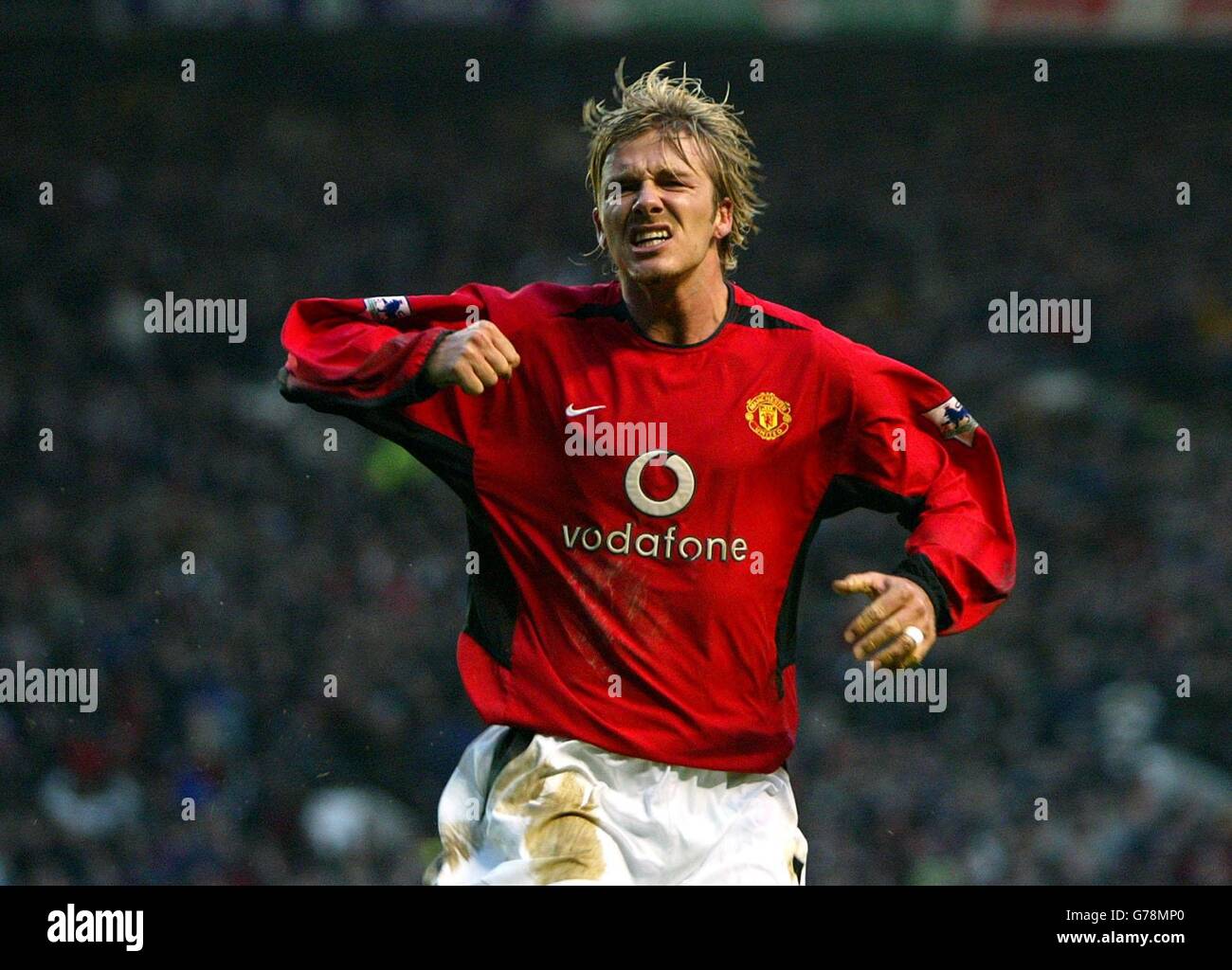 Sport football celebrating scoring david beckham hi-res stock ...