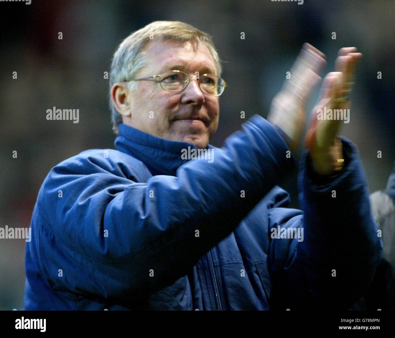 Sport football manager clapping celebrating hi-res stock photography ...