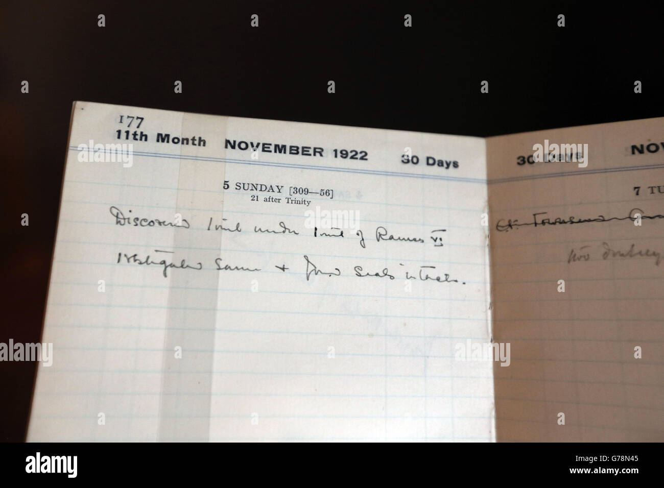 Howard carter tutankhamun hi-res stock photography and images - Alamy