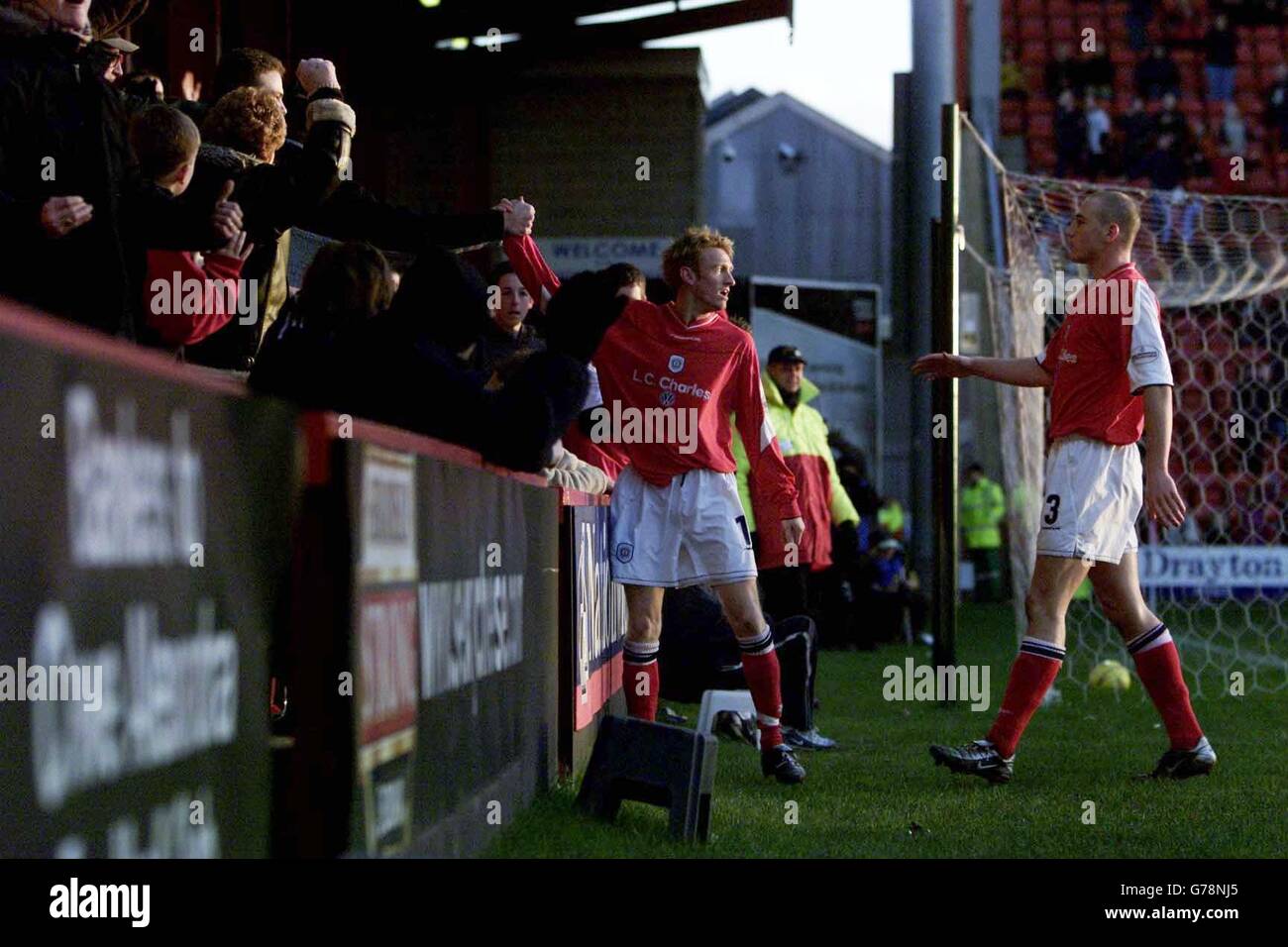 Finalscore crewe 3 northampton 3 hi-res stock photography and images ...