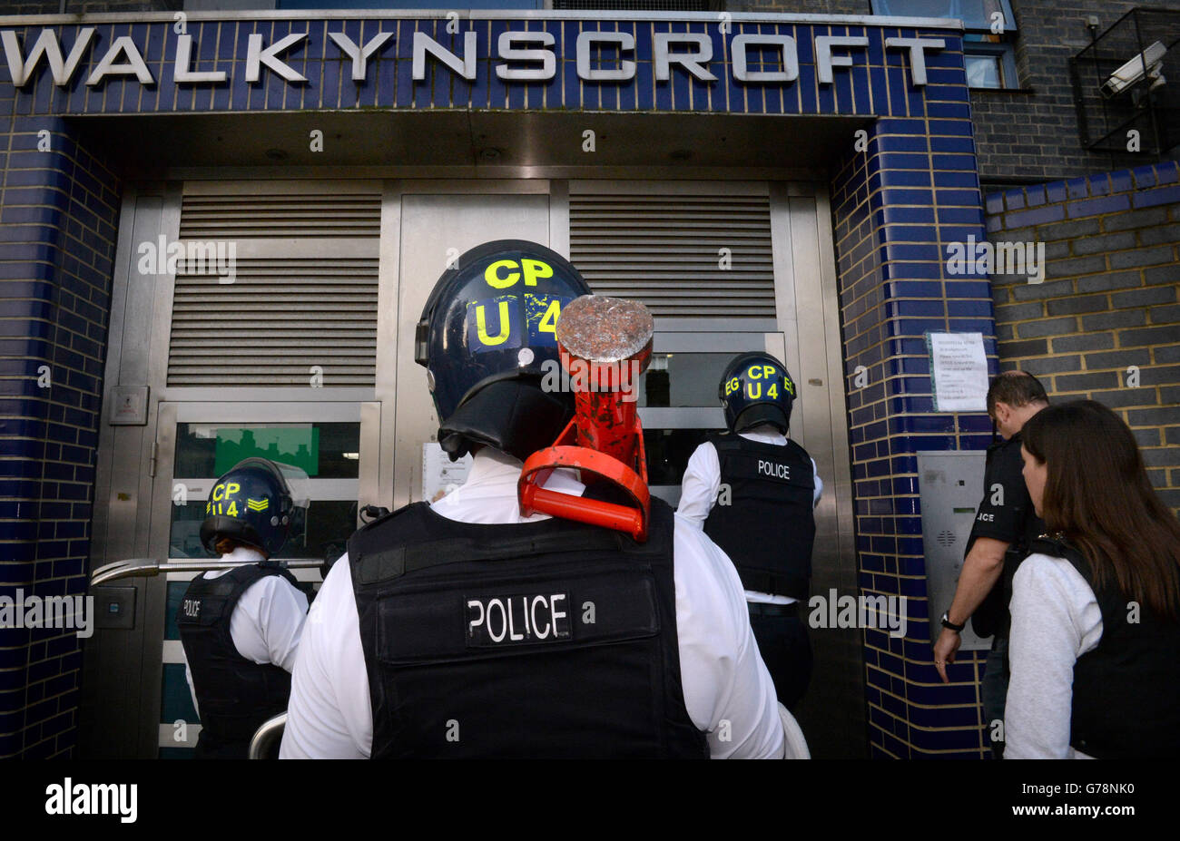 StubHub arrests in Peckham Stock Photo - Alamy