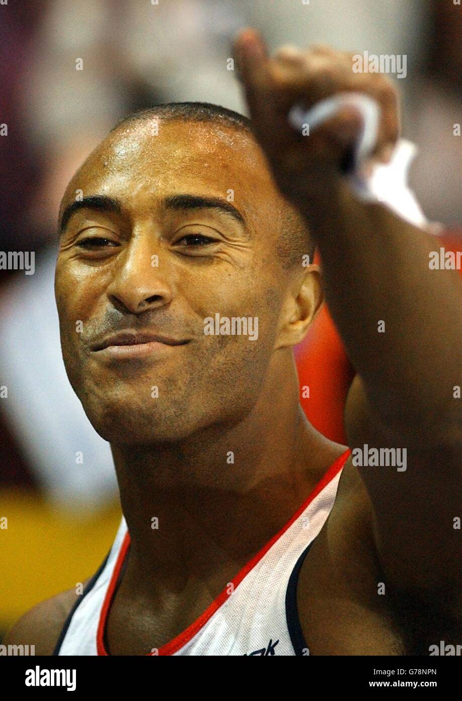 Colin Jackson - Norwich Union Athletics Stock Photo - Alamy