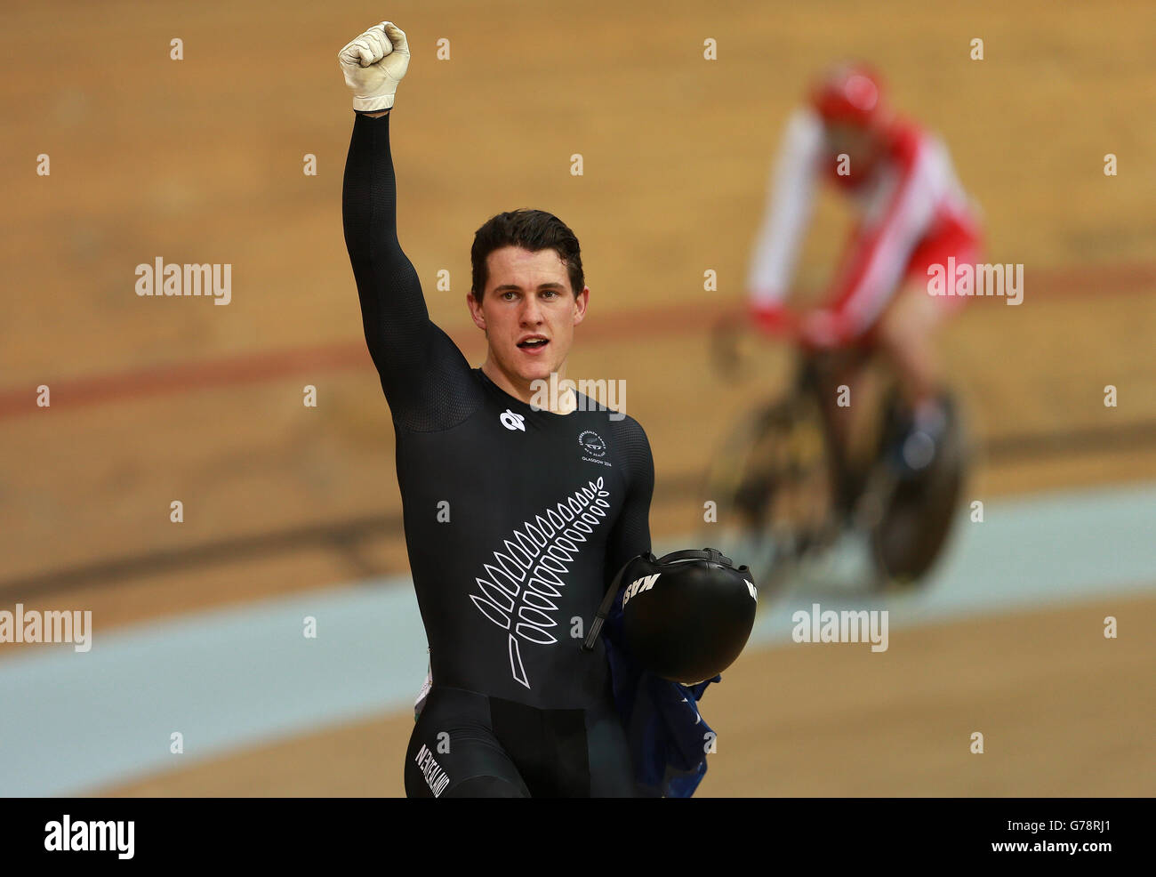 New Zealand's Sam Webster celebrates winning Gold in the Men's Sprint ...
