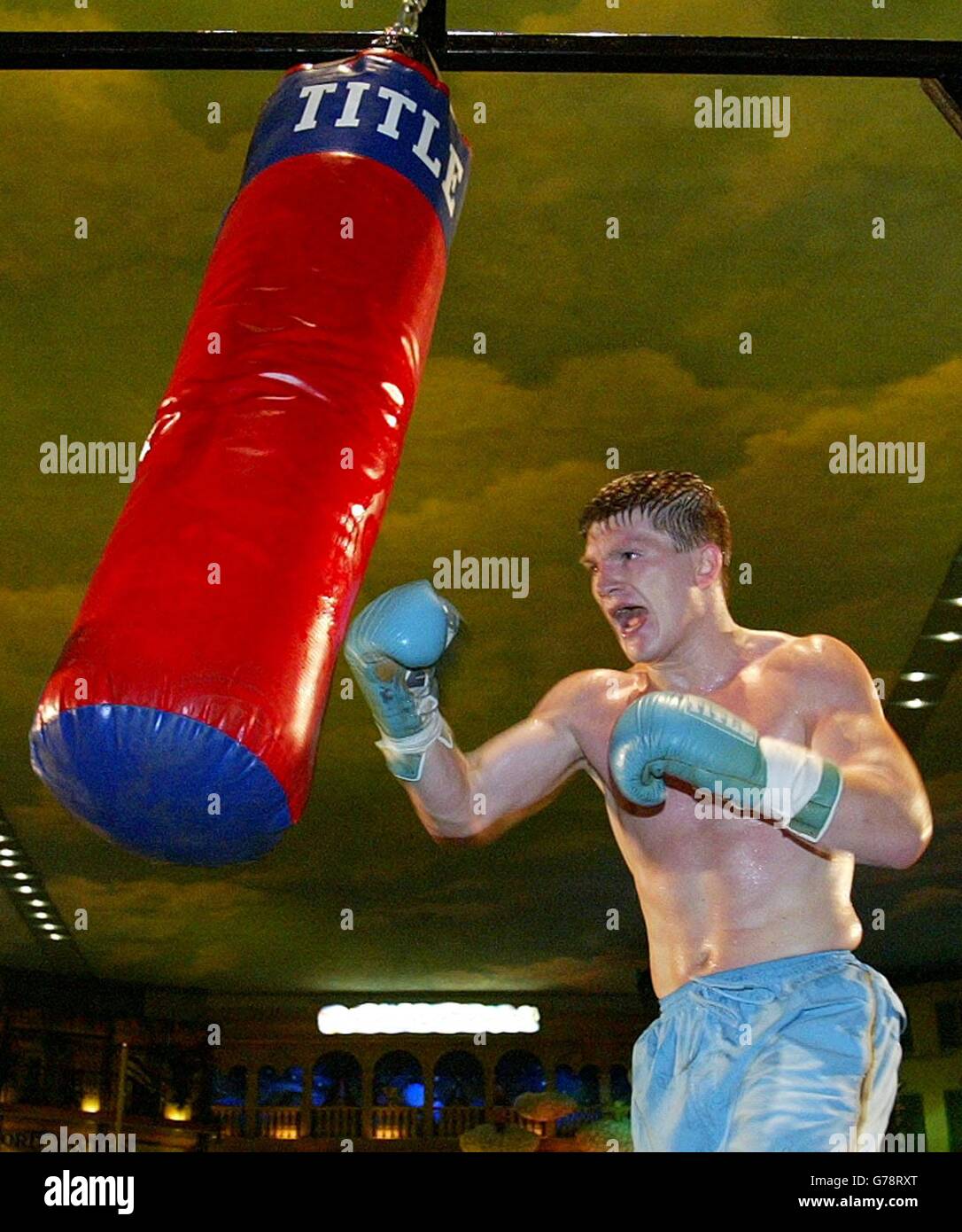 Ricky hatton in training hi-res stock photography and images - Alamy