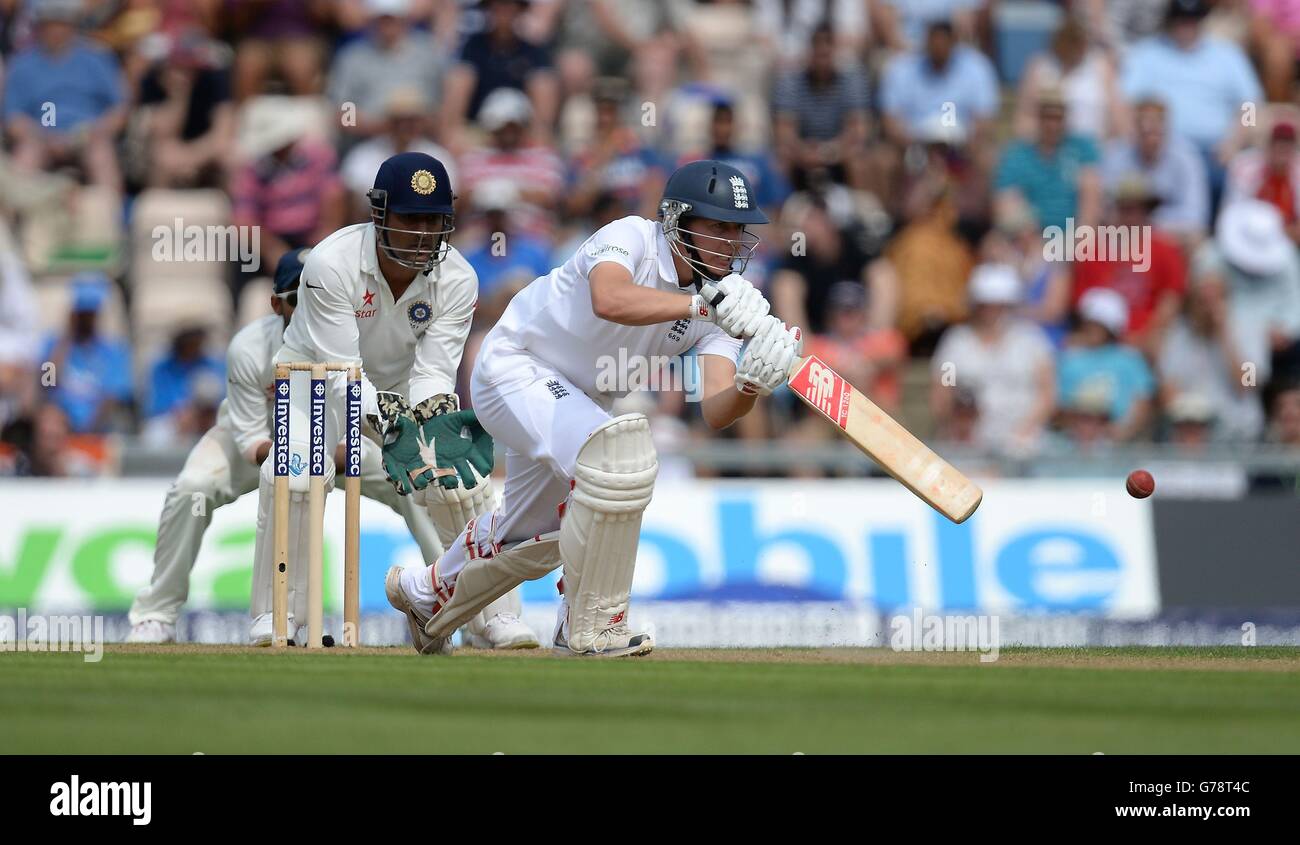England's Gary Ballance (right) bats during day one of the Third ...