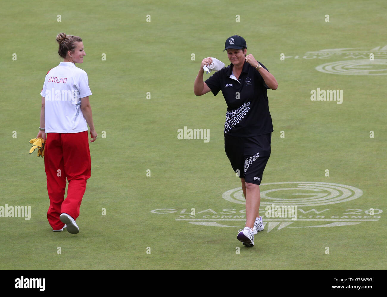 England's Natalie Melmore looks back as New Zealand's Jo Edwards ...