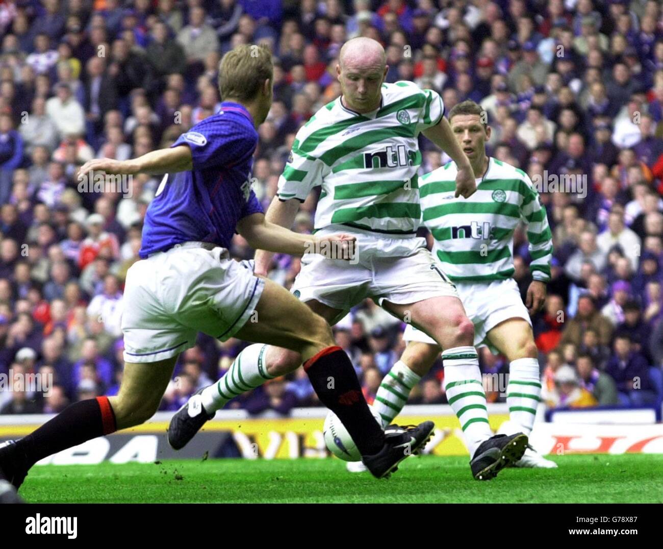 John Hartson scores his 1st goal during their Bank of Scotland Scottish ...