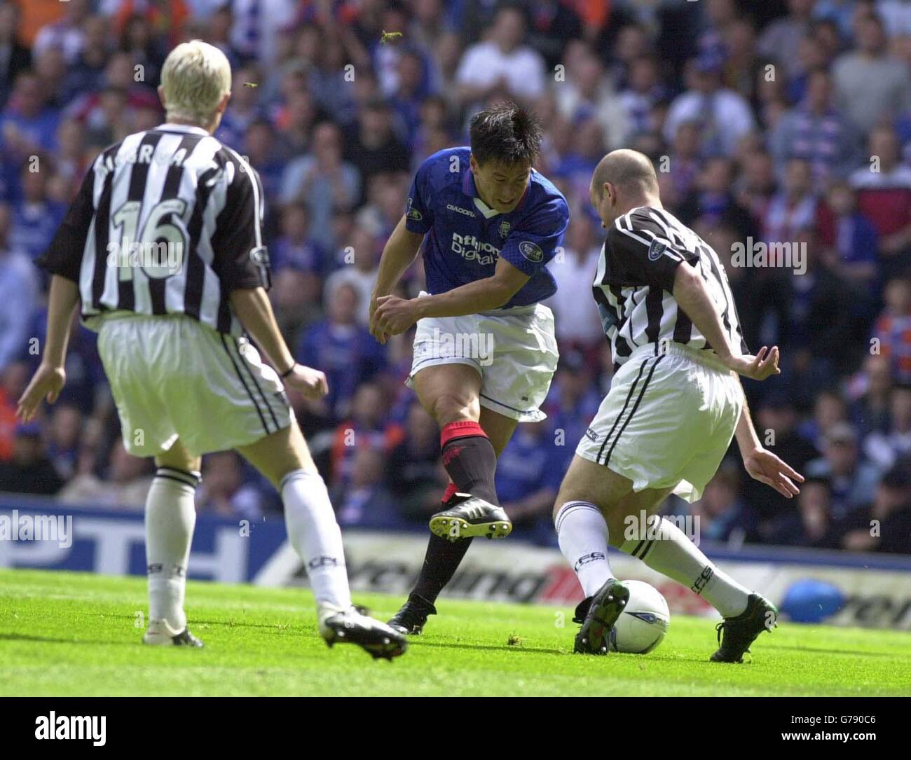 Rangers v dufermline hi-res stock photography and images - Alamy