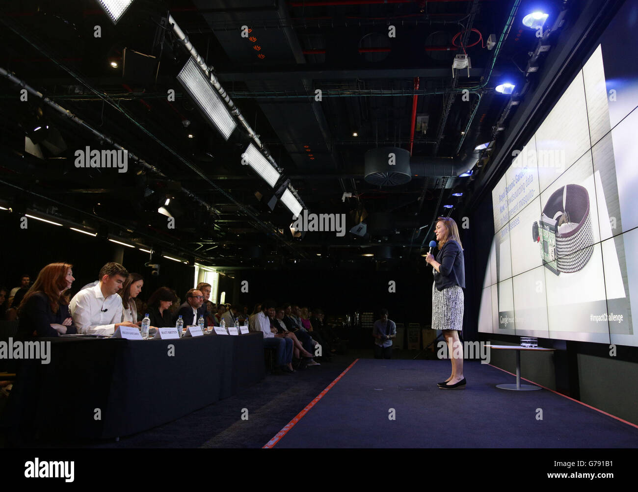 Google impact uk hi-res stock photography and images - Alamy