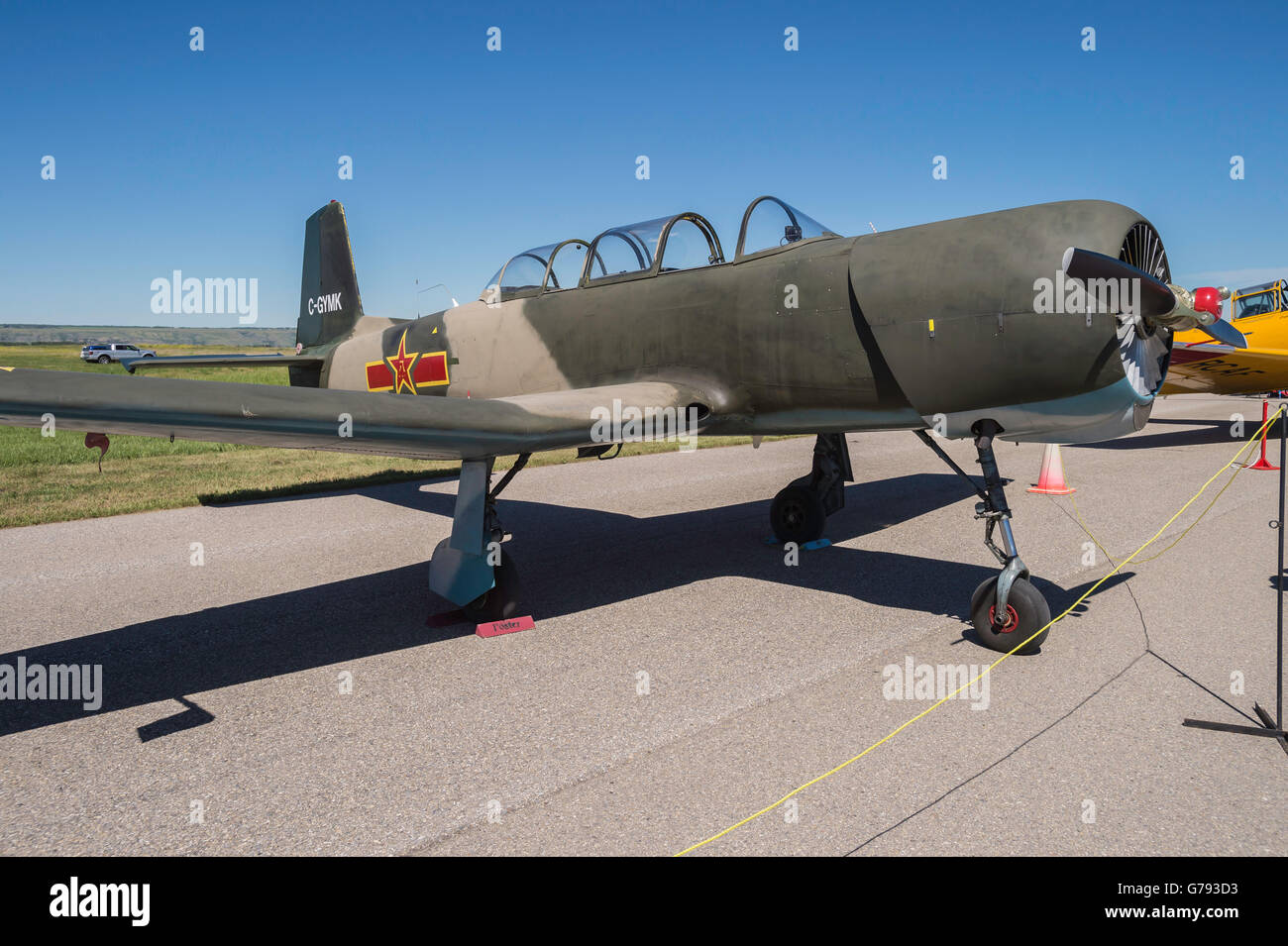 Yak aircraft hi-res stock photography and images - Alamy