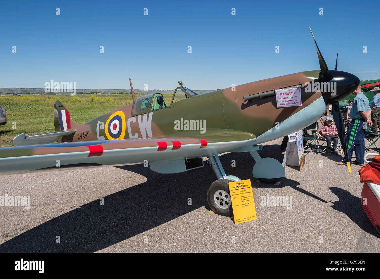 Replica Spitfire Mk 1X, Wings over Springbank, Springbank Airshow ...
