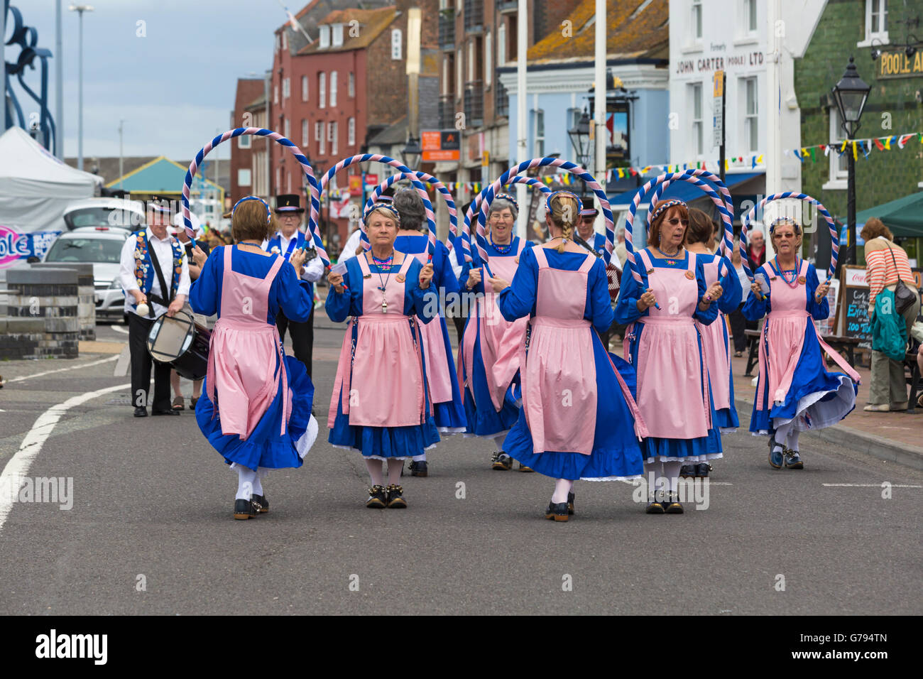 Poole folk on the quay hi-res stock photography and images - Alamy