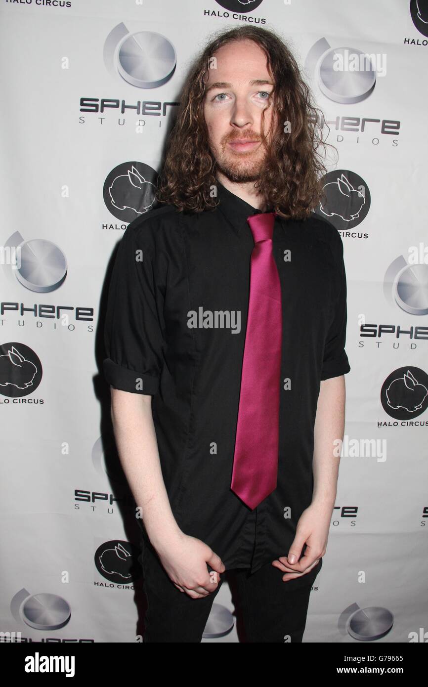 Halo circus hi-res stock photography and images - Alamy