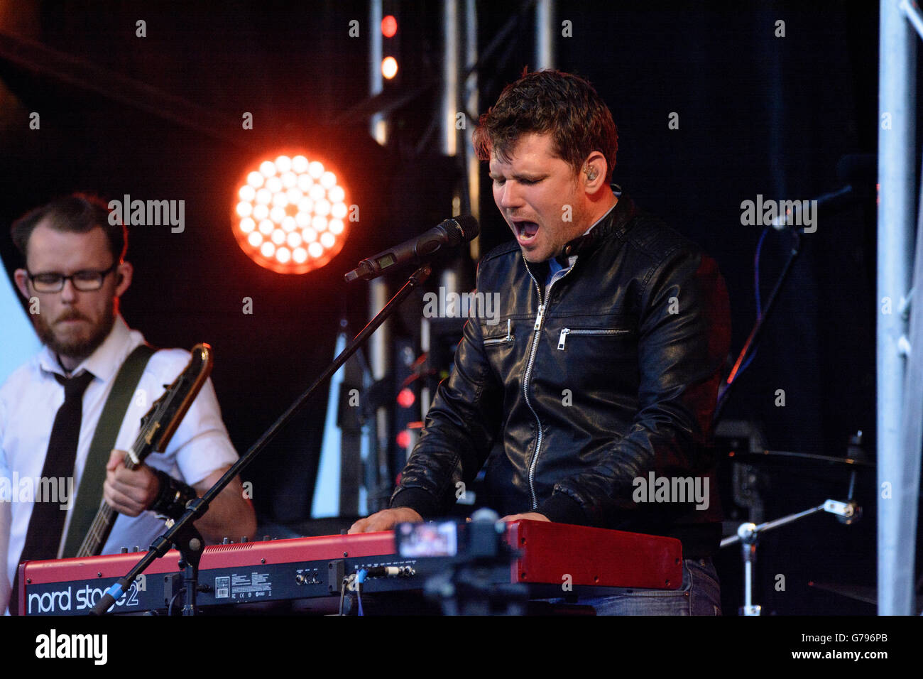 Blyth, Northumberland, UK. 25th June, 2016. Scouting For Girls the ...