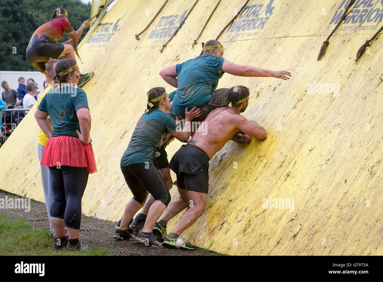 Mud group band hi-res stock photography and images - Alamy