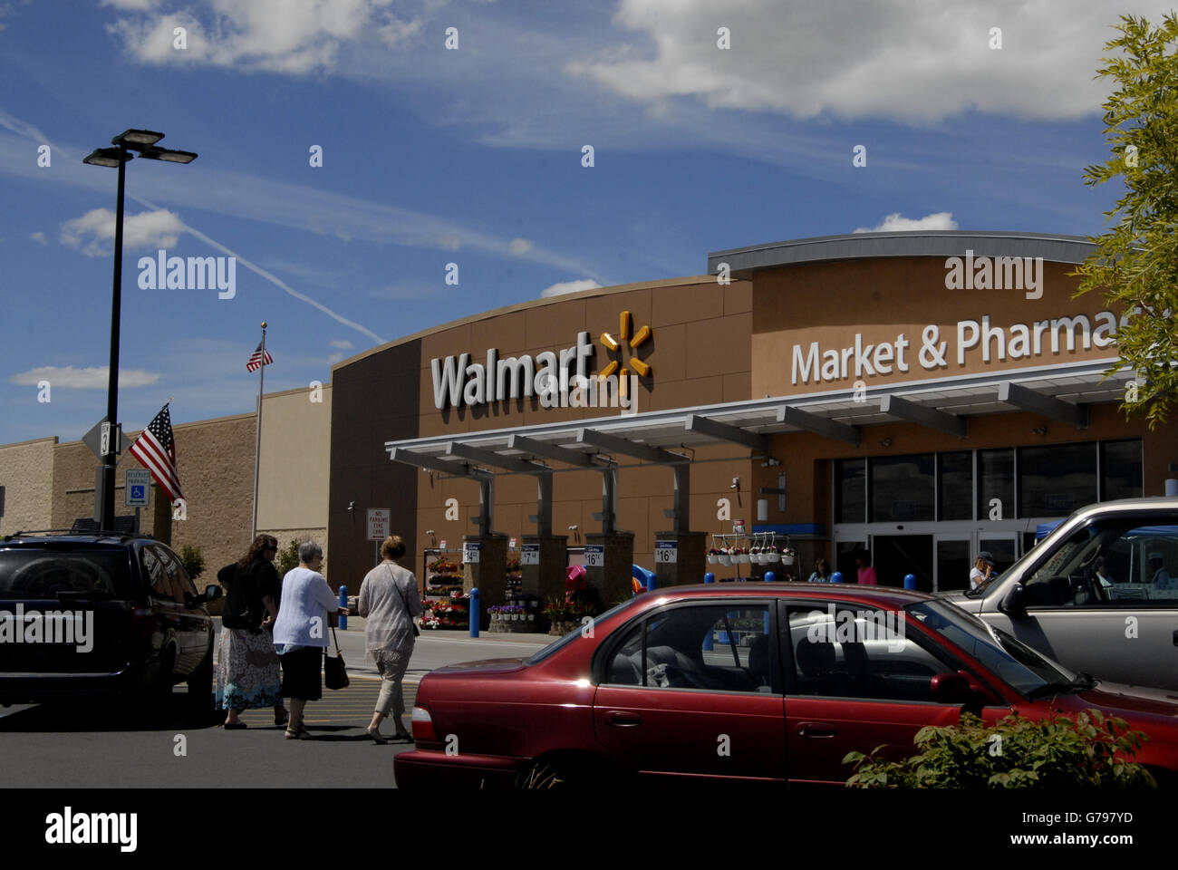 Moscow, USA. 25th June, 2016. Walmart store in Moscow, Idaho, USA ...