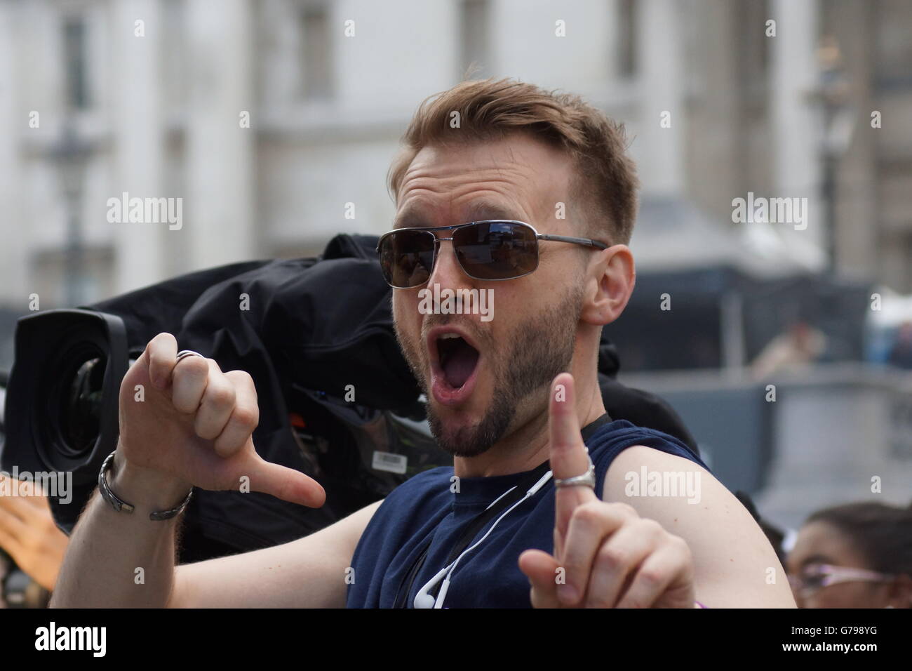 Bsl interpreters hi-res stock photography and images - Alamy