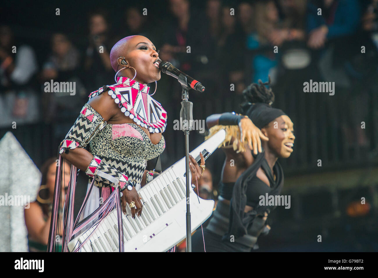 Laura mvula singer hi-res stock photography and images - Alamy