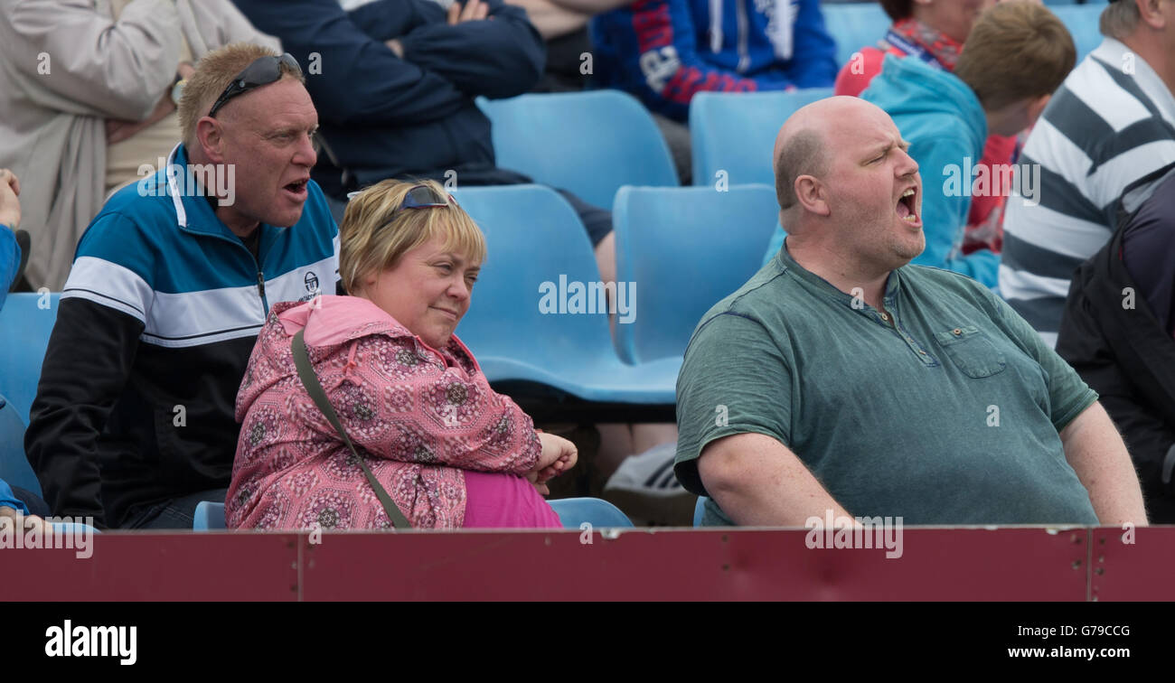 Northamptonshire county cricket club hi-res stock photography and ...
