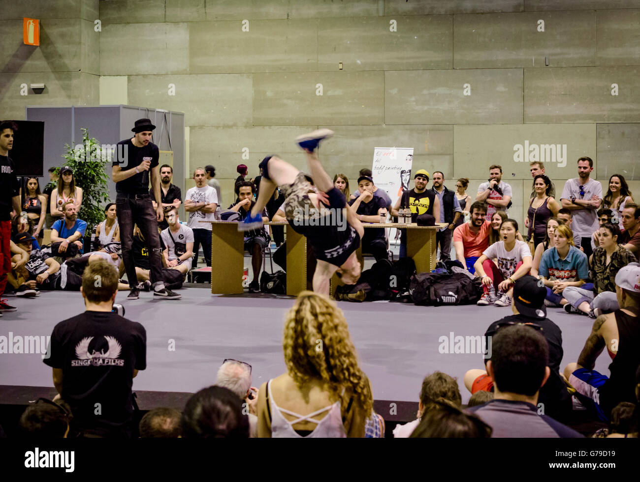 Breakdance competition hi-res stock photography and images - Alamy