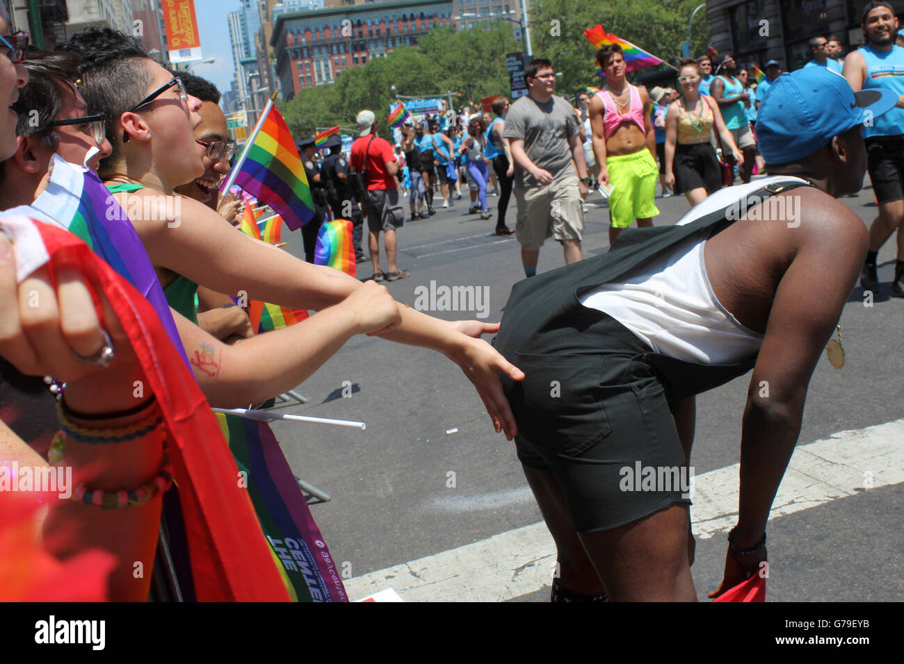 New York Gay Pride Parade 2016 Stock Photo - Alamy