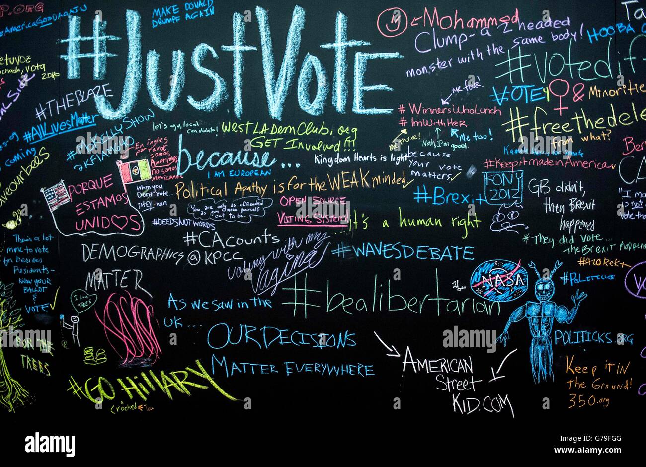Pasadena, California, USA. 26th June, 2016. A chalk board reflects the ...