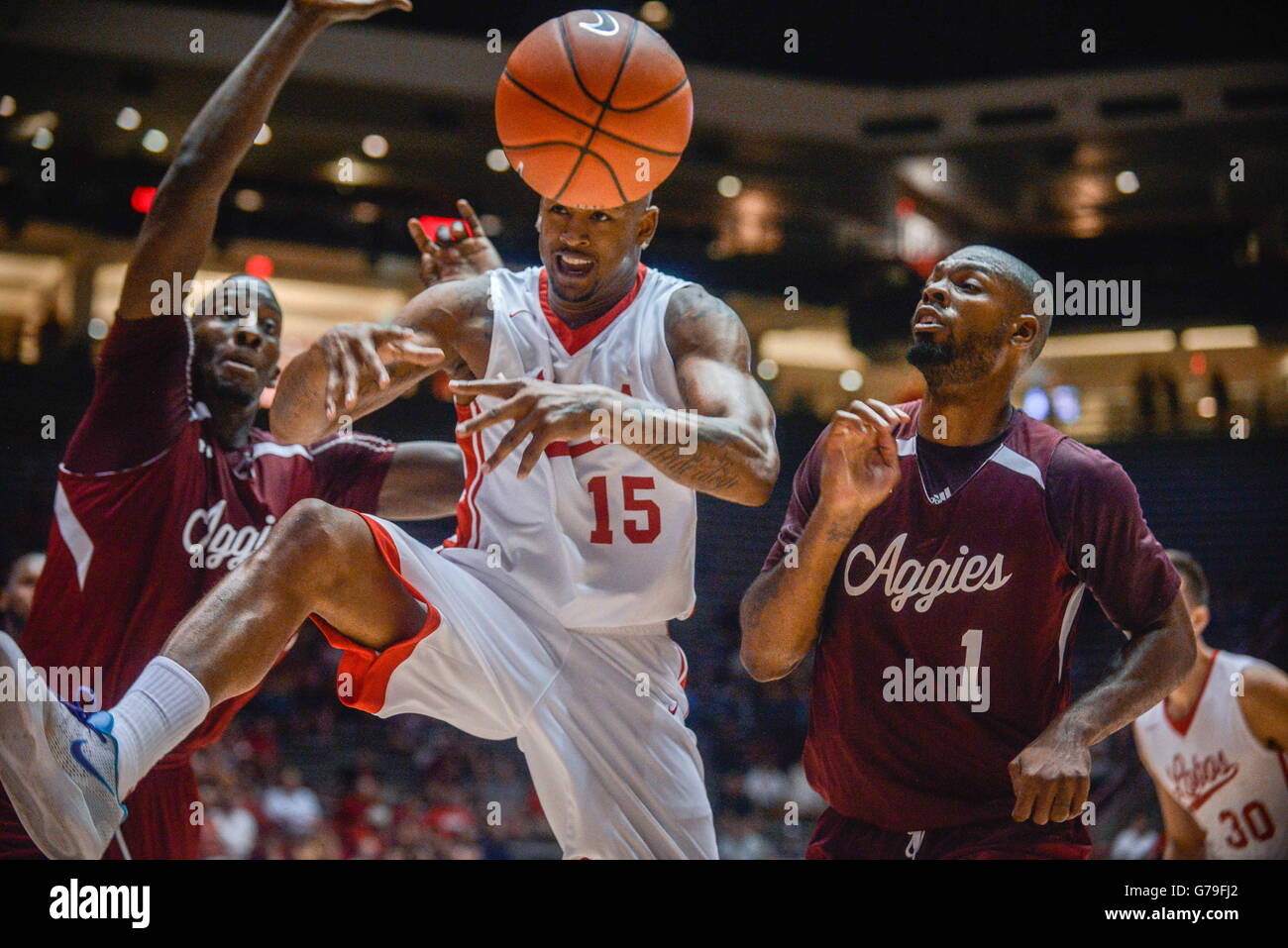 Albuquerque, New Mexico, USA. 25th June, 2016. Journal.Former Lobo JR ...