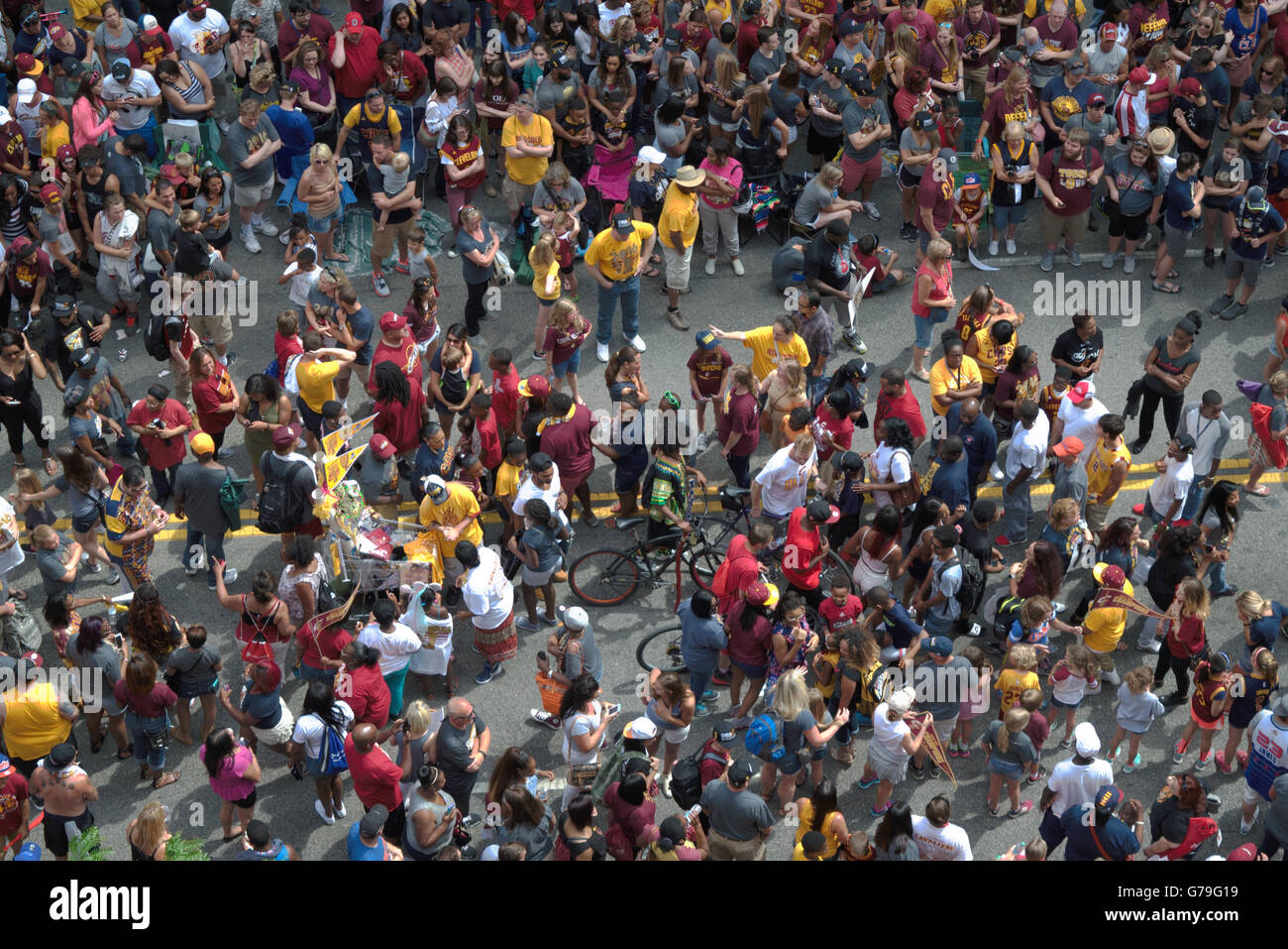 Nba finals crowd hi-res stock photography and images - Alamy
