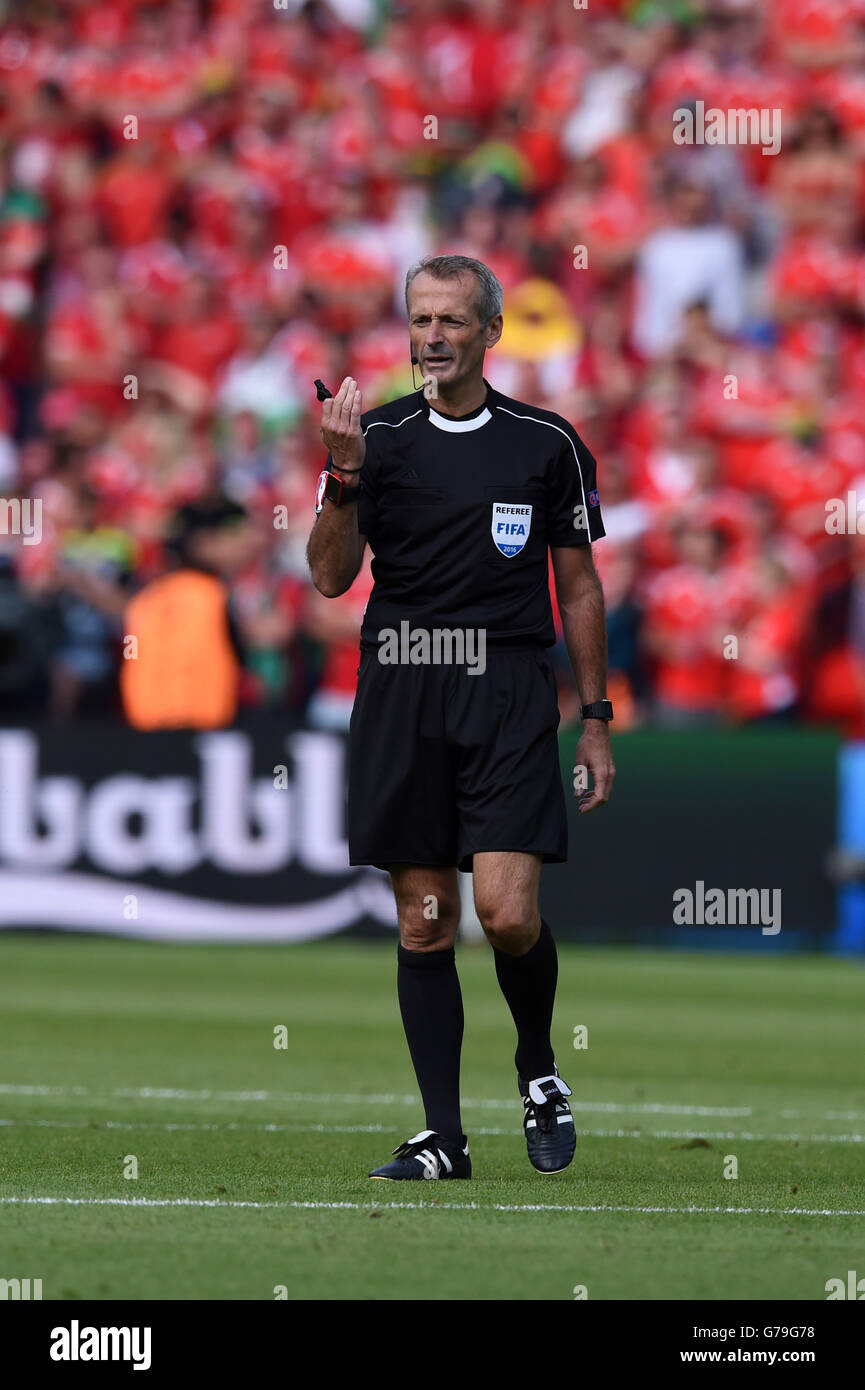 Martin Atkinson (Referee) ; June 25, 2016- Football : Uefa Euro France ...