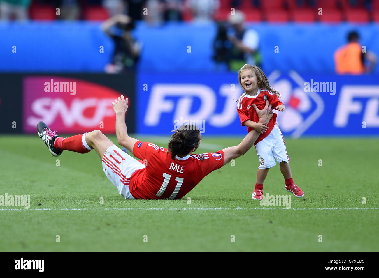 Gareth Bale (Wales) Alba Daughter ; June 25, 2016- Football : Uefa Euro ...